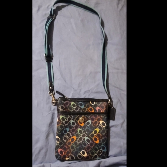 Coach | Bags | Coach Cross Body In Excellent Condition | Poshmark